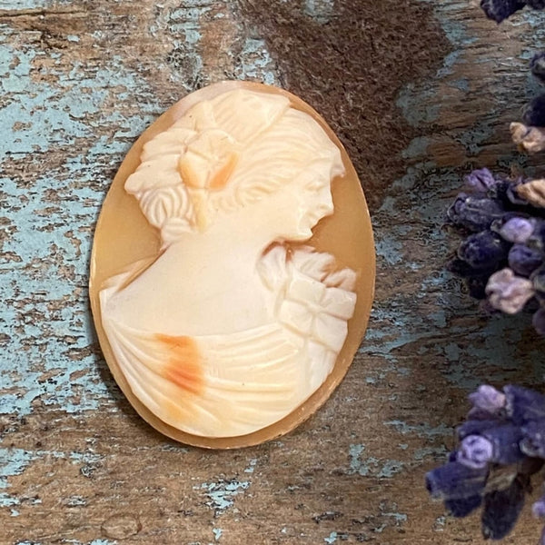 Vintage Italian Hand Carved Cameo Unset - Yourgreatfinds